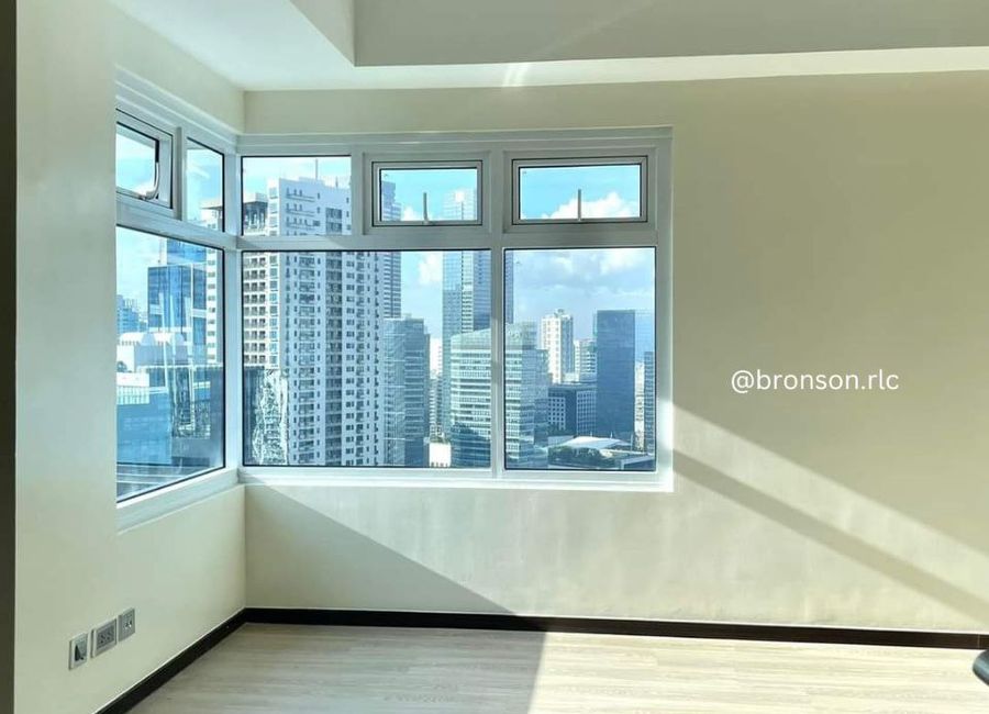 10 YEARS TO PAY - RENT TO OWN - The Trion Towers - BGC CONDO