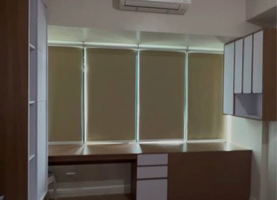 One Rockwell Studio-type for rent