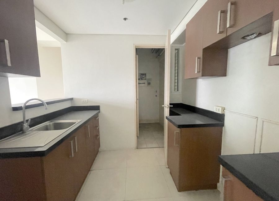 Two Serendra Aston BGC – 2BR Condo with Parking for Sale