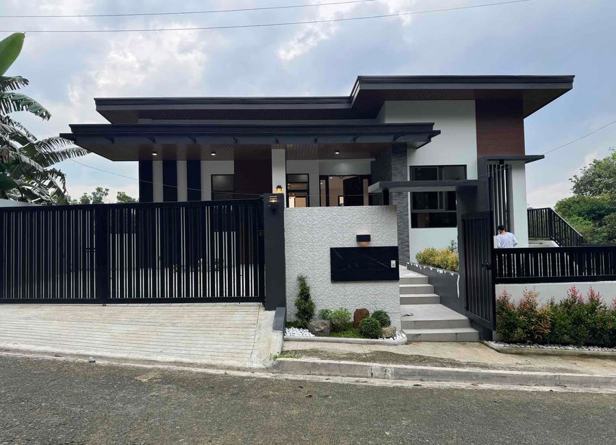 3-Level Brand New House in Sunvalley Golf Course Antipolo City Rizal ...