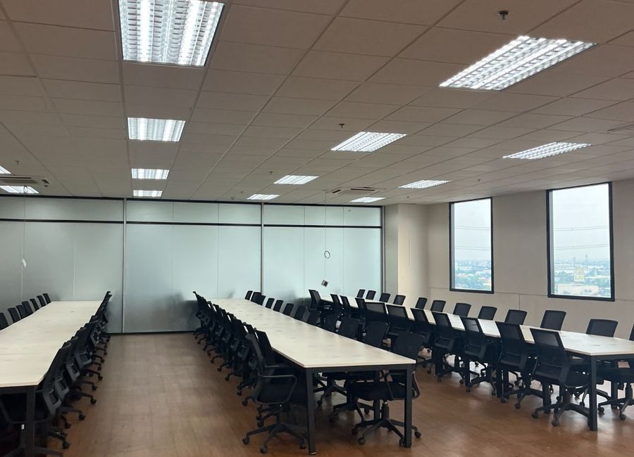 2,076.75sqm Modern Office Space for Lease | Bacoor, Cavite