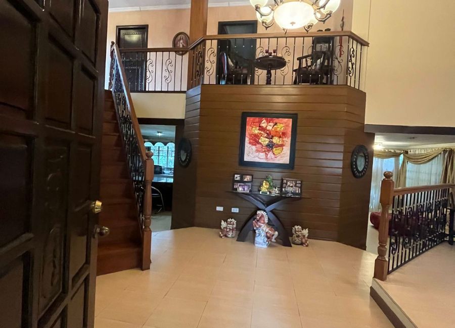 For Sale – 2-Level House and Lot in Marcelo Green Village, Parañaque City