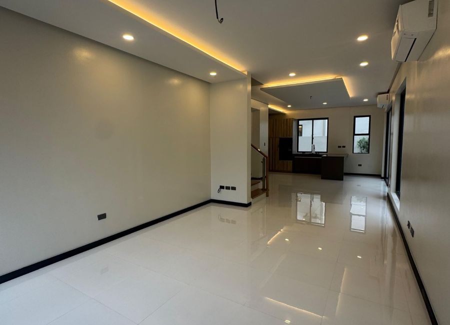 FOR SALE – 3-Storey Residential House in BF Homes (President’s Heights ...