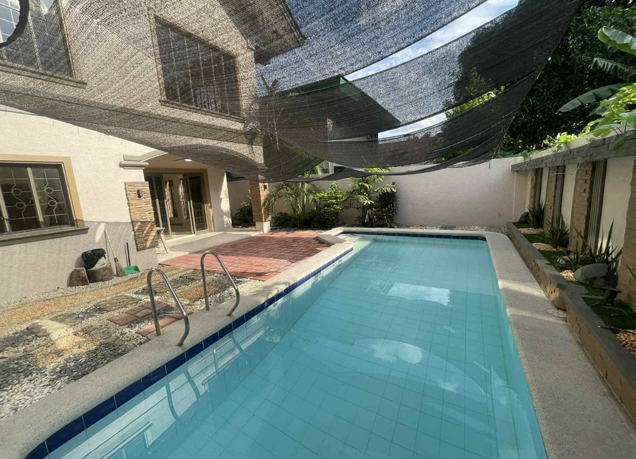SPACIOUS 5-BEDROOM HOME: Newly Upgraded, 289 sqm Filinvest Property. - Gio