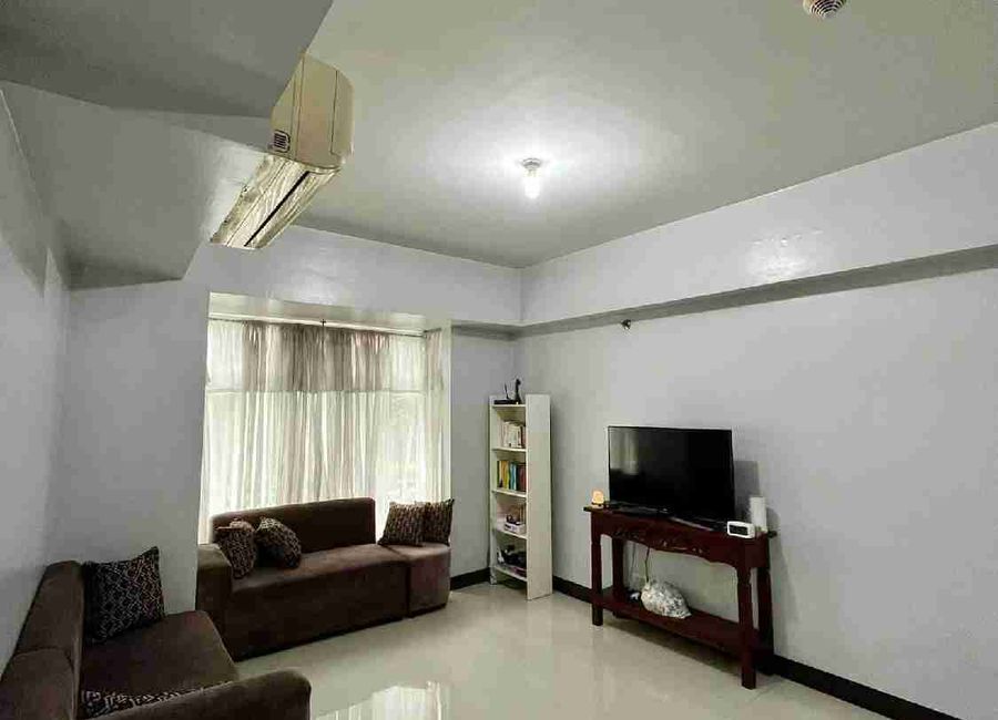 The Parkside Villas 2BR Condo unit for sale clean title in Pasay City