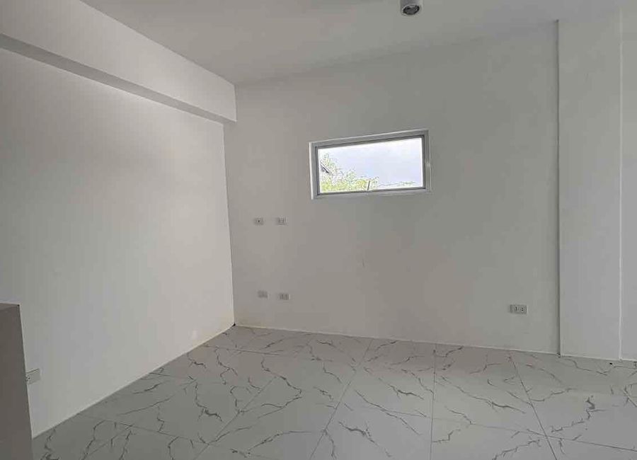 2-Bedroom Condo Unit LA BELLA TAGAYTAY 🍀