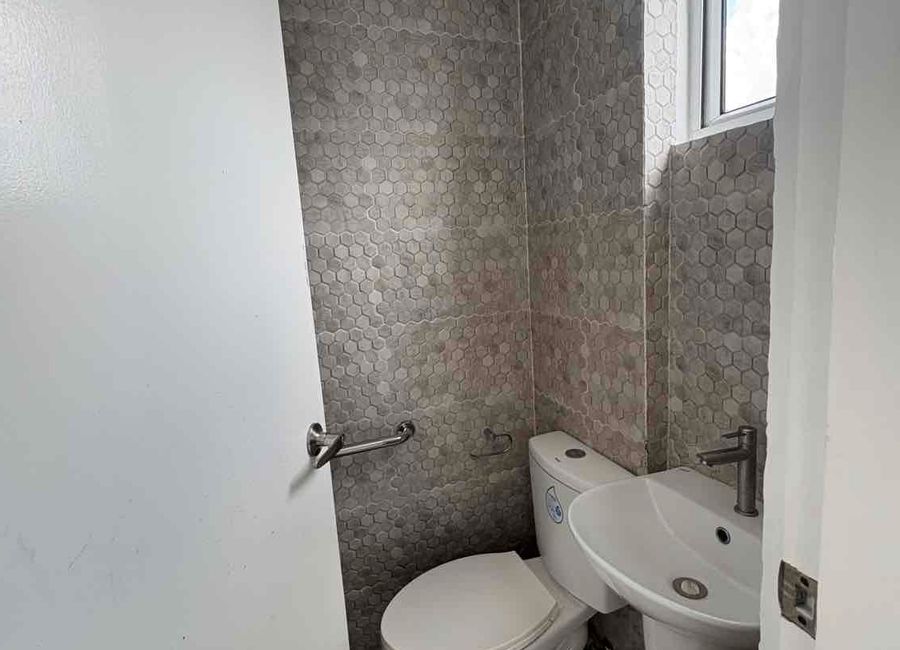 2-Bedroom Condo Unit (36.42 sqm) La Bella TAGAYTAY