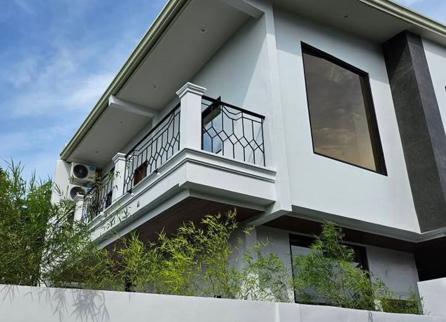 House & Lot For Sale in Tagaytay City-MC