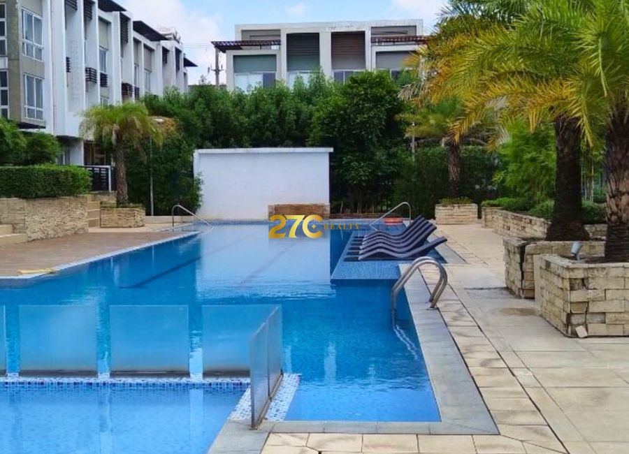 68 Roces 4-Bedroom 3-Storey Townhouse for Sale with 2 Parking Slots in ...