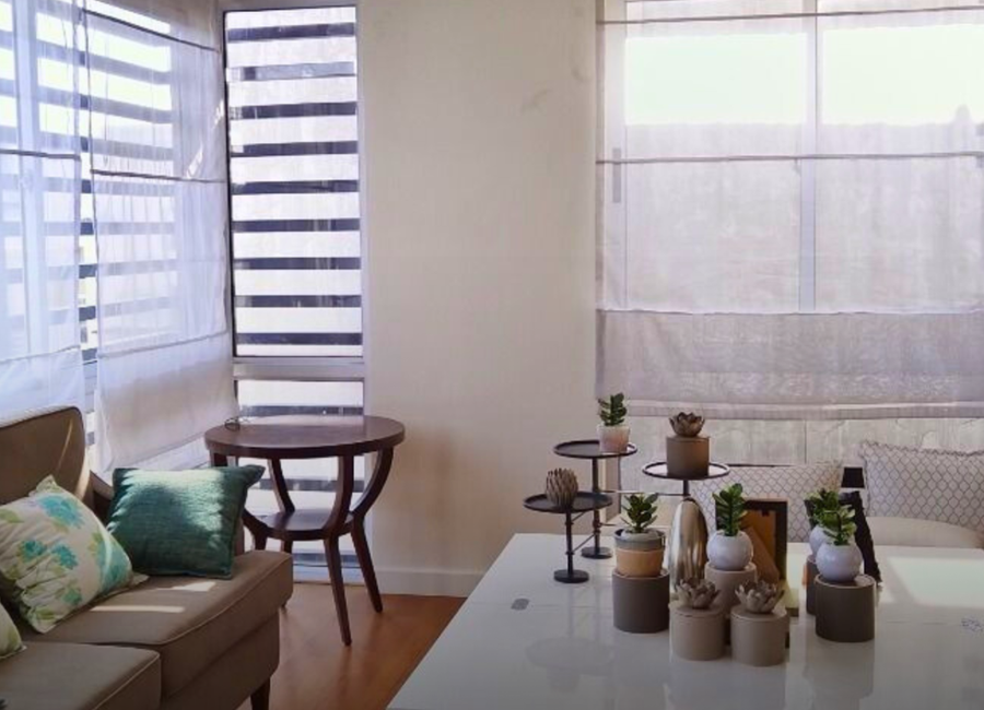 68 Roces 4-Bedroom 3-Storey Townhouse for Sale with 2 Parking Slots in ...