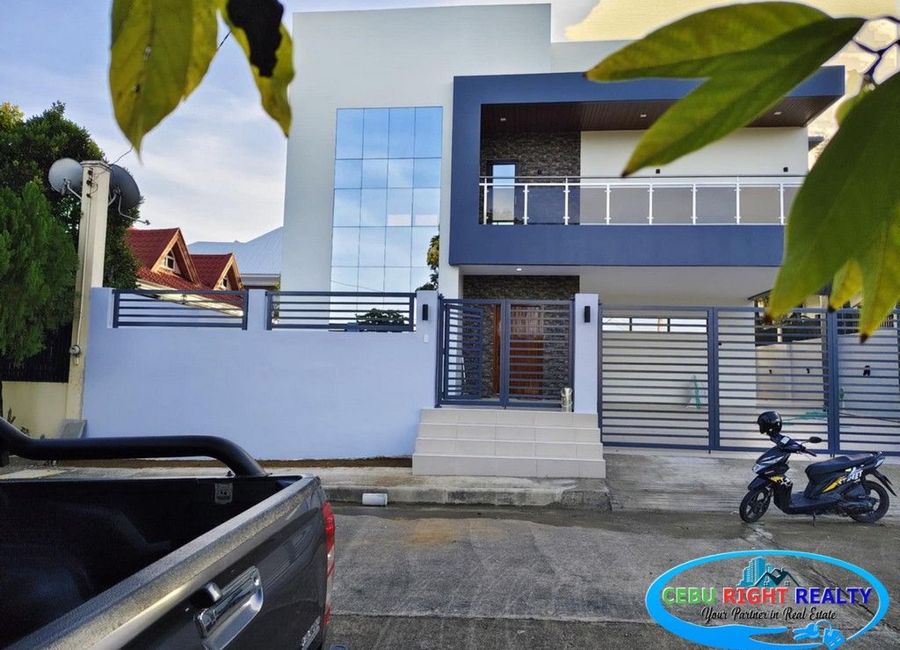 Brand New House 4 Sale in Royale Cebu Estate Consolacion Cebu