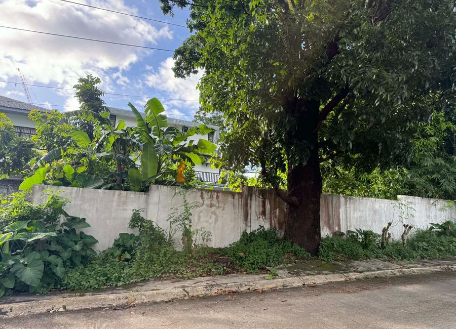 3 TITLES AVAILABLE — VILLA VIENNA NEOPOLITAN LOTS FOR SALE
