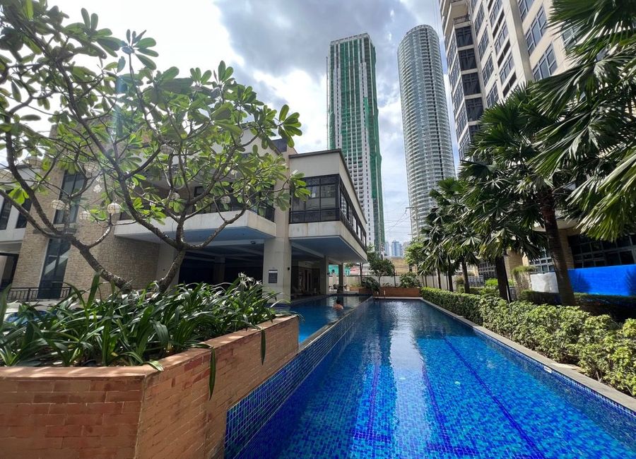 GROUND FLOOR UNIT FACING GARDEN | Special Corner 3BR Unit Facing ...