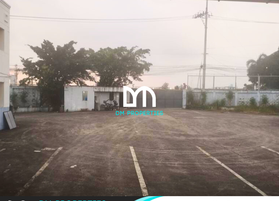 For Lease/Rent: Warehouse with Office in Merville Access Road, Pasay City