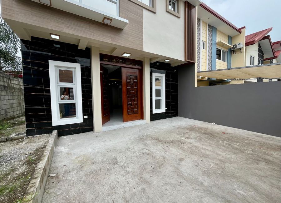 FOR SALE BRAND NEW MODERN HOUSE NEAR FIL-AM FRIENDSHIP HIWAY IN ANGELES ...