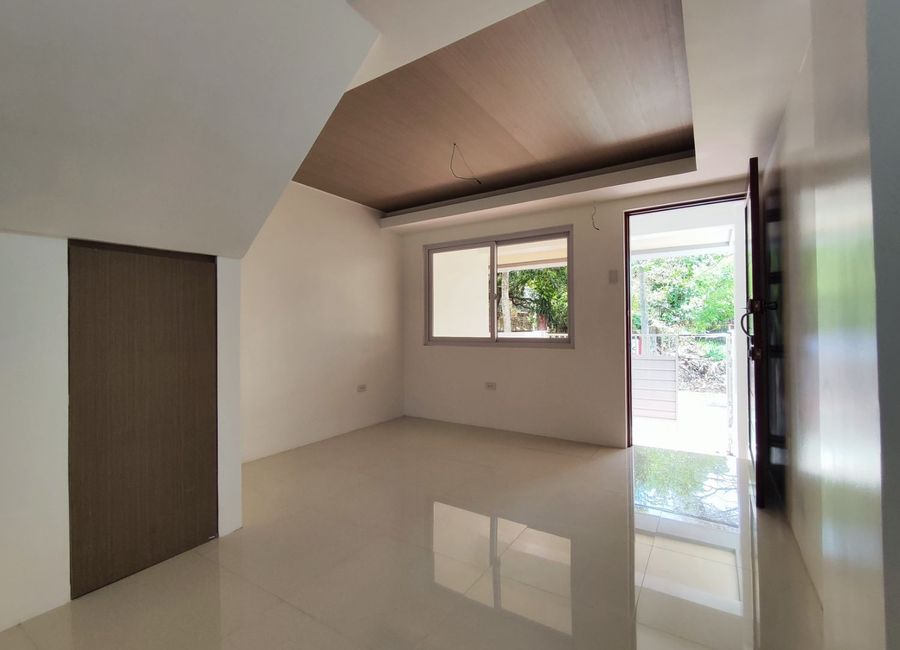 3 Storey Townhouse For sale in Brgy.Cupang Antipolo inside Rancho Subd. rg