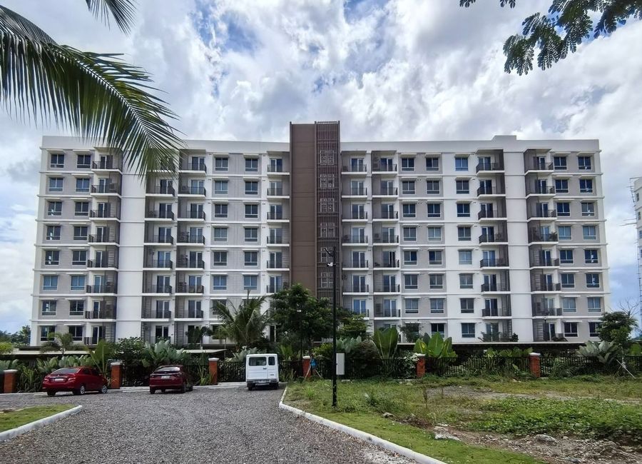 FOR SALE! RFO Prime Condominium by Rockwell in Brgy Mandalagan Bacolod ...