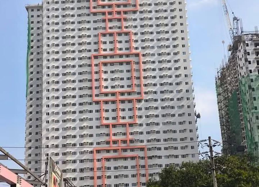 QUANTUM RESIDENCES READY FOR OCCUPANCY STUDIO TYPE TAFT AVENUE PASAY