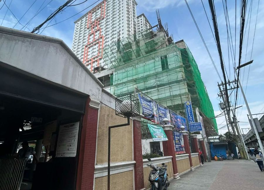 QUANTUM RESIDENCES READY FOR OCCUPANCY STUDIO TYPE TAFT AVENUE PASAY