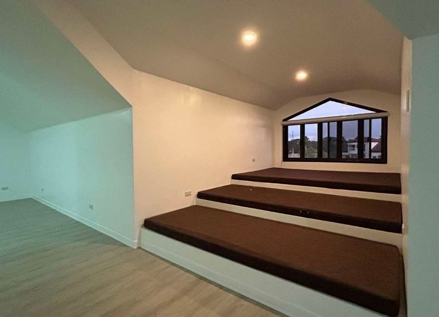 Portofino Subdivision Modern Mansion House and Lot For Sale Almanza Dos ...