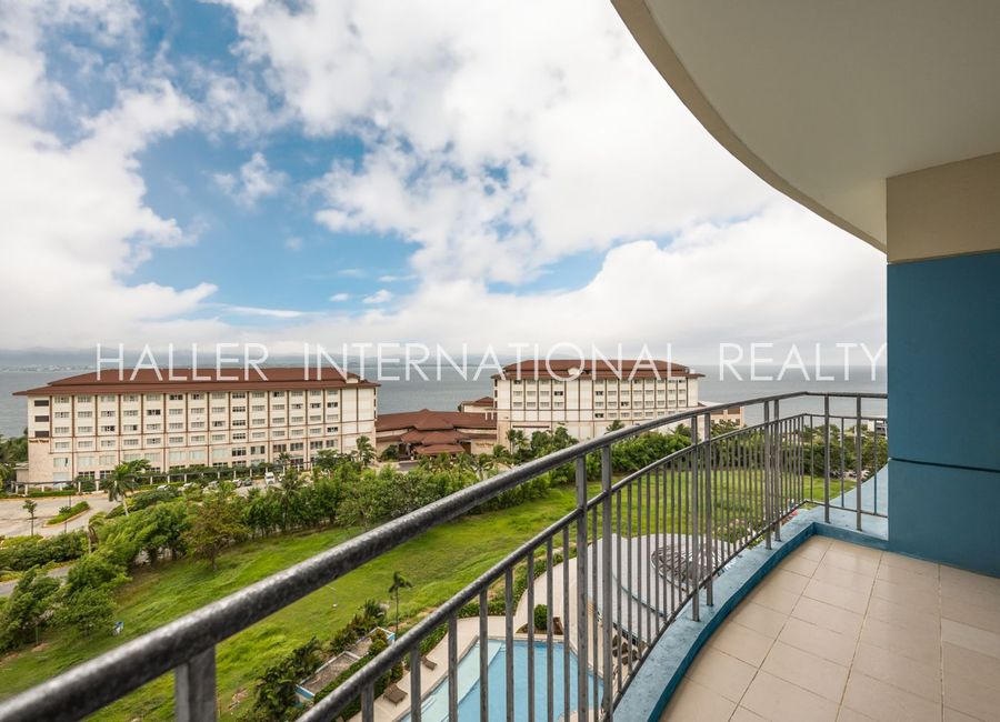 7X AmiSa Private Residences