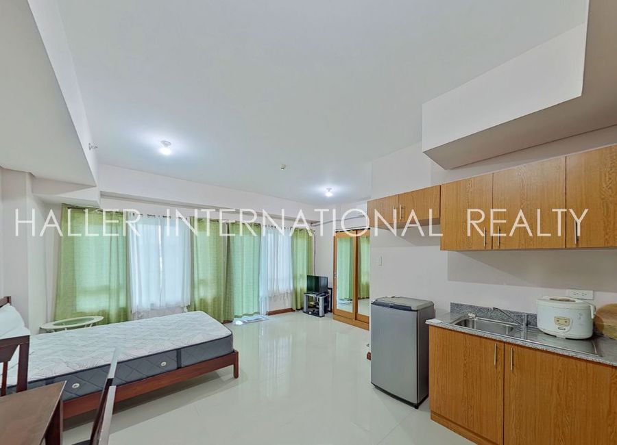 7X AmiSa Private Residences