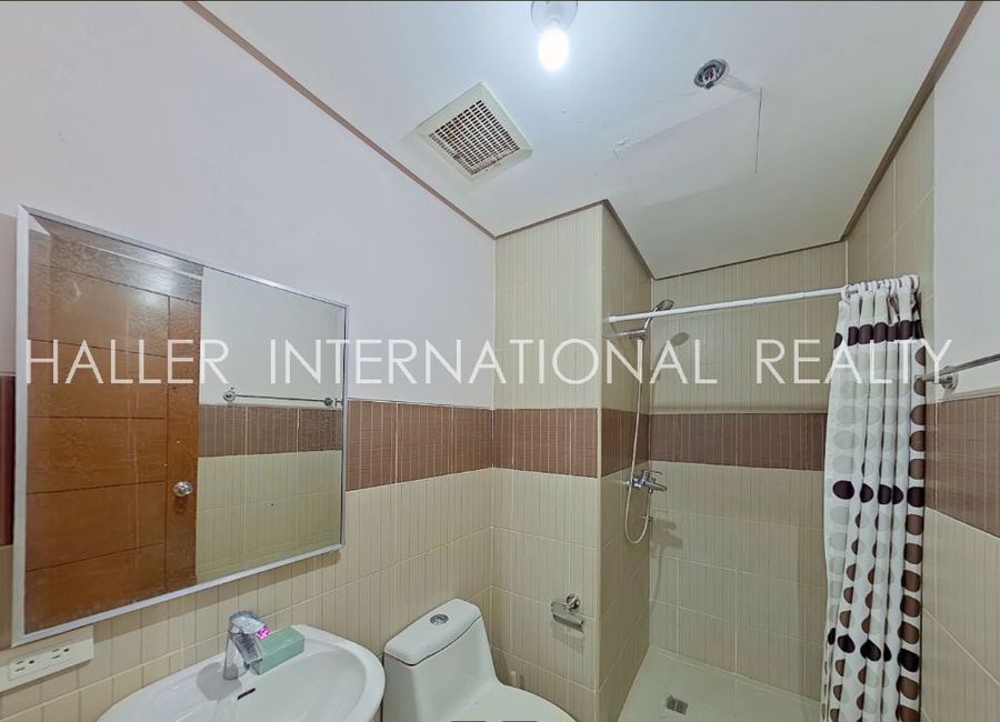 7X AmiSa Private Residences