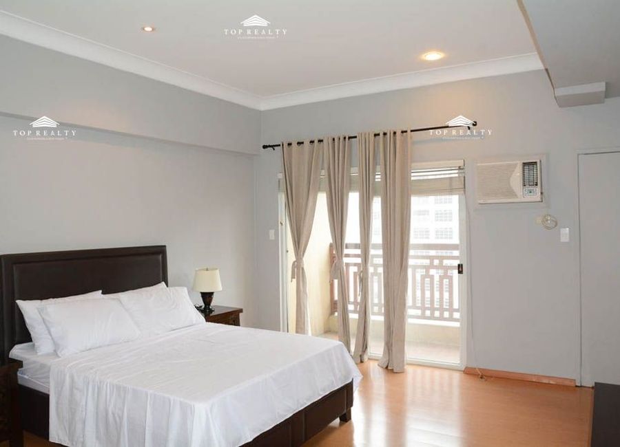 PRICE DROP! 2BR Condo for Sale at Elizabeth Place Condominium in Makati ...