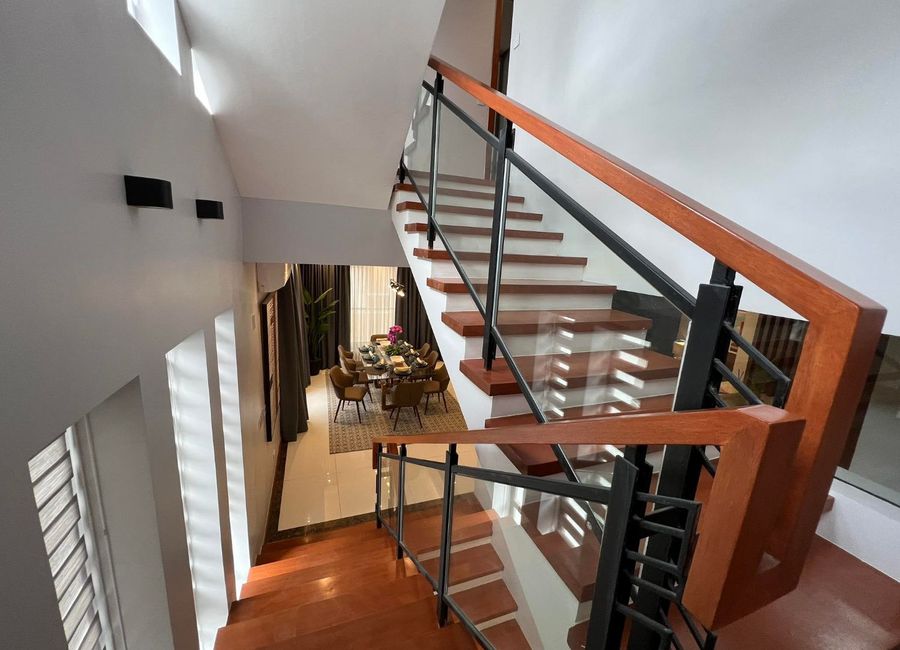 Manila Luxury Townhouse with Private Elevator Per Unit, 3 Car Garage ...