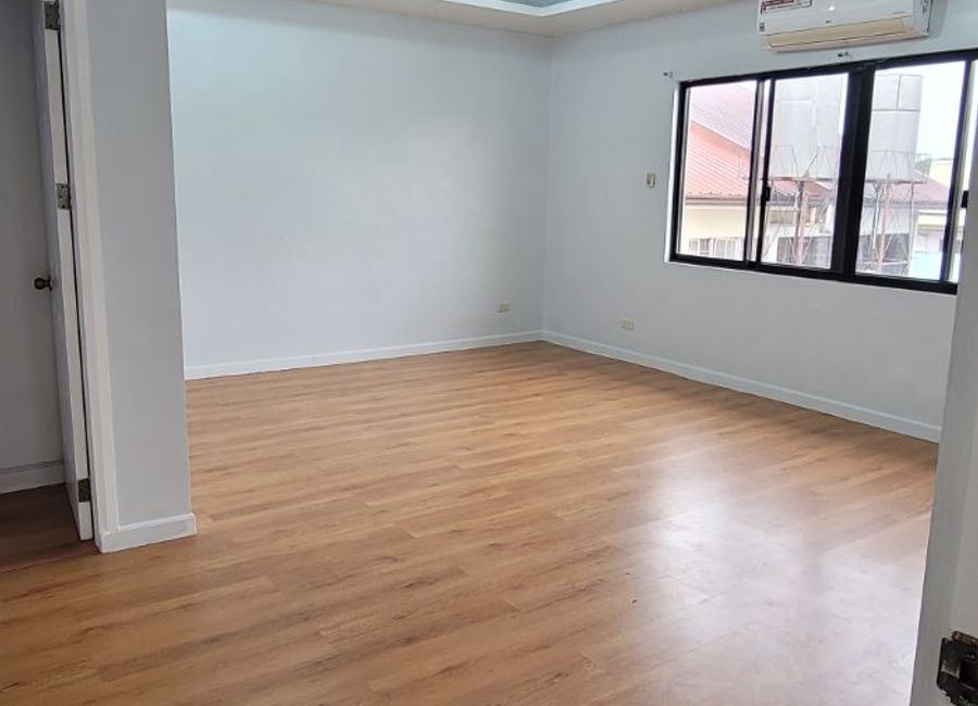 Merville, Parañaque House and Lot For Rent