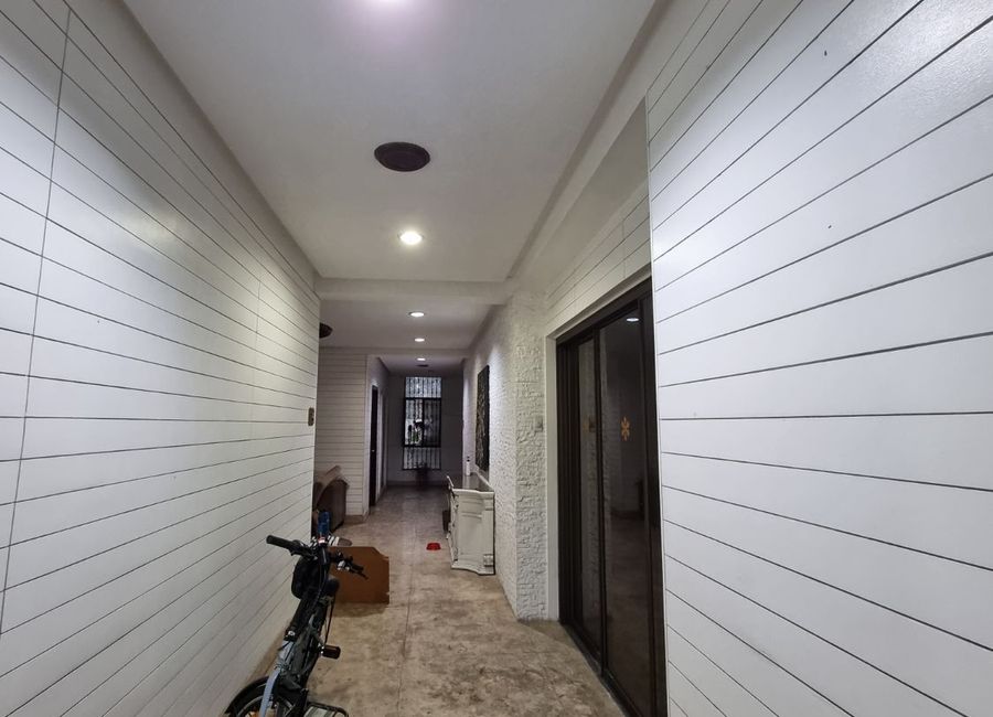 FOR SALE House & Lot located in Greenhills East Village, Brgy. Wack ...