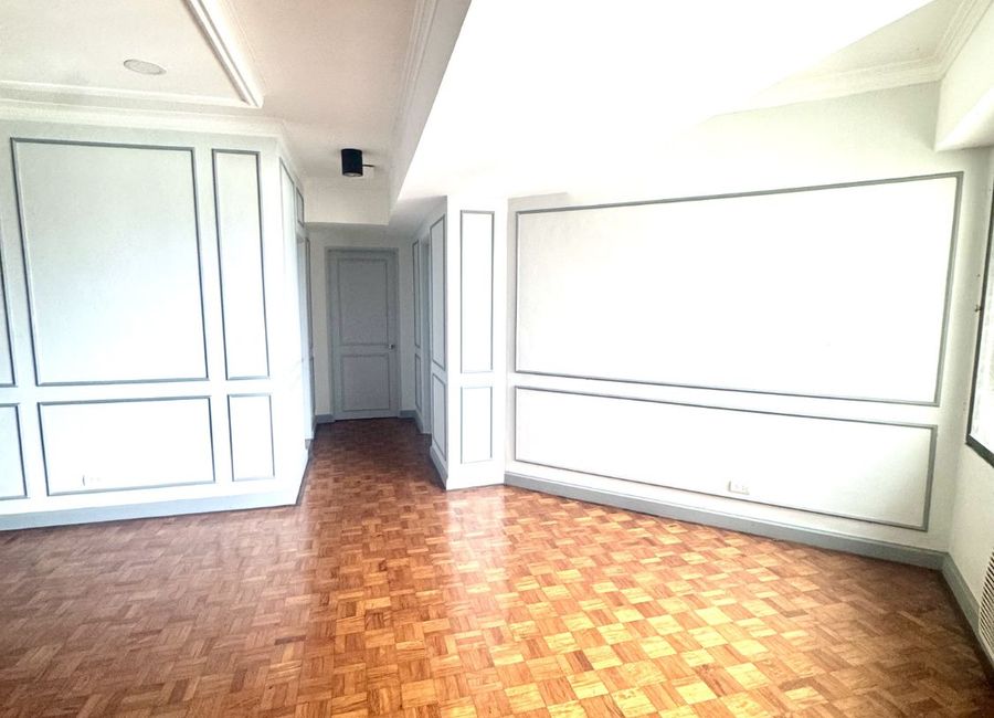 Big Space, Prime Location! Rare 167sqm 2BR with Parking & Maid’s Room ...
