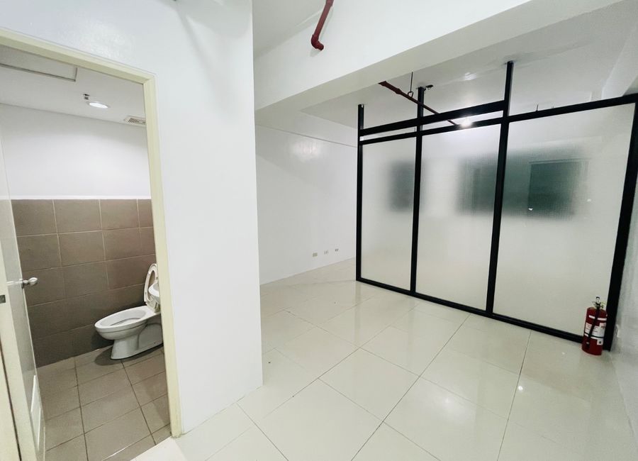 FOR RENT: Commercial Space – SYMPHONY TOWER 2 30.44 sqm