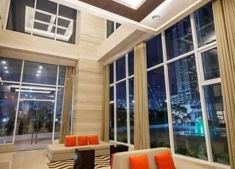 THE TRION TOWERS AT BGC BY RLC RESIDENCES with RENT TO OWN IN 10 YEARS
