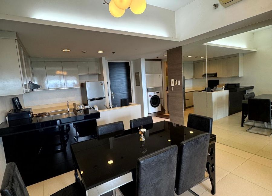 54 Sqm 1 Bedroom with Parking @ Infinity Tower, BGC
