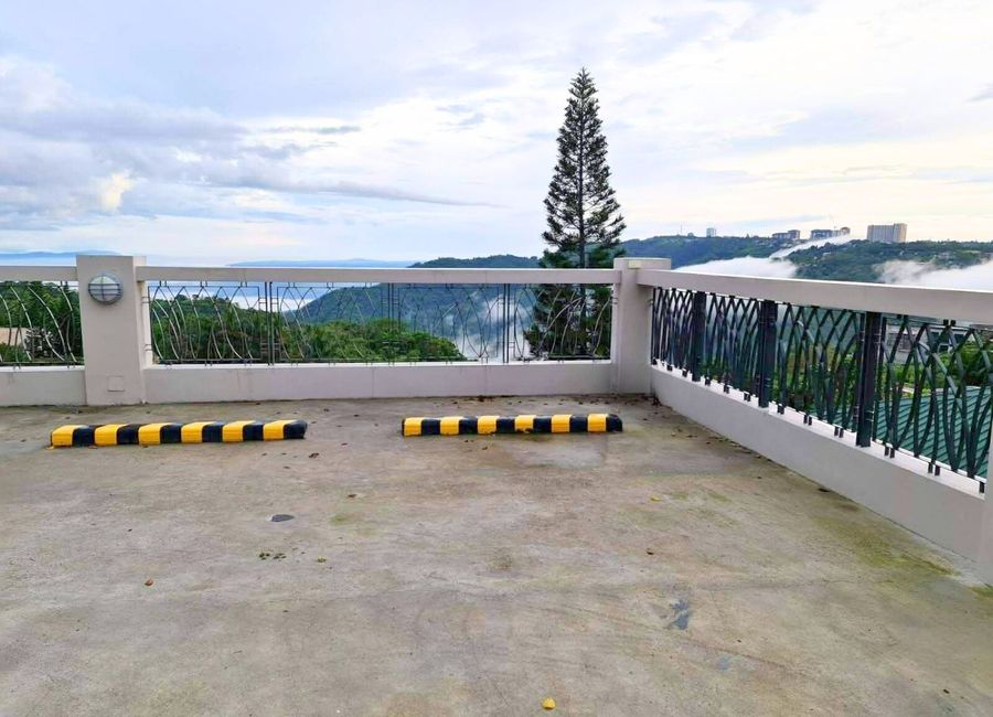 3BR House & Lot in Tagaytay Overlooking Taal Lake Volcano