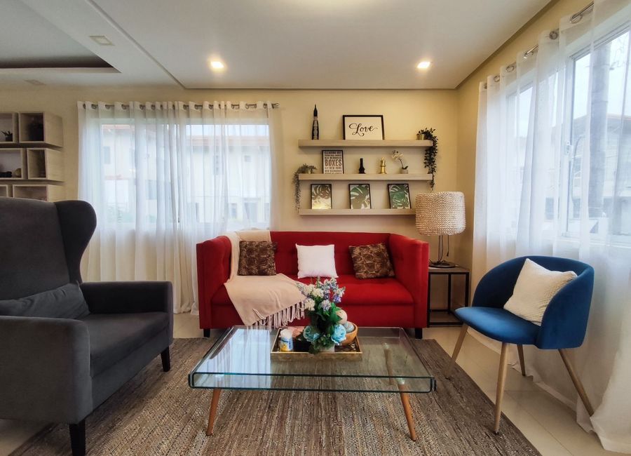 FOR SALE- 9.5M 2 STOREY SINGLE DETACHED HOUSE & LOT w/ 3 BEDROOMS PLUS ...