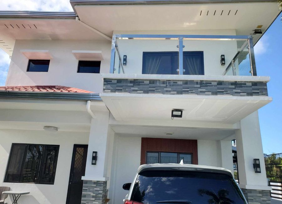 House and Lot 4 bedrooms fully furnished for Sale in Pandi Bulacan