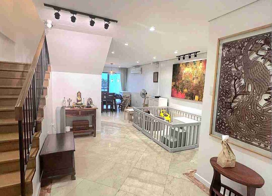 3 Storey 3 Bedrooms Townhouse with 2 Car Garage For Sale at Loyola ...