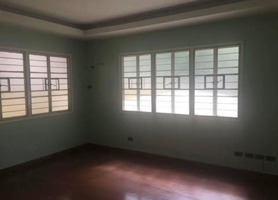 House and Lot for Rent at Blue Ridge A, Quezon City