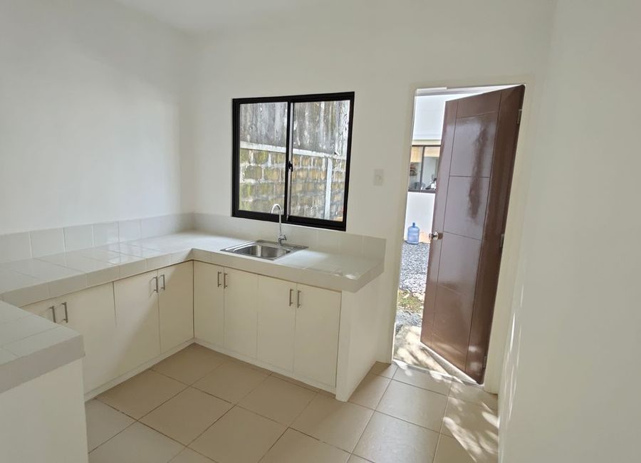 For Sale 2 Storey House & lot in Filinvest East Homes Subd San Isidro ...