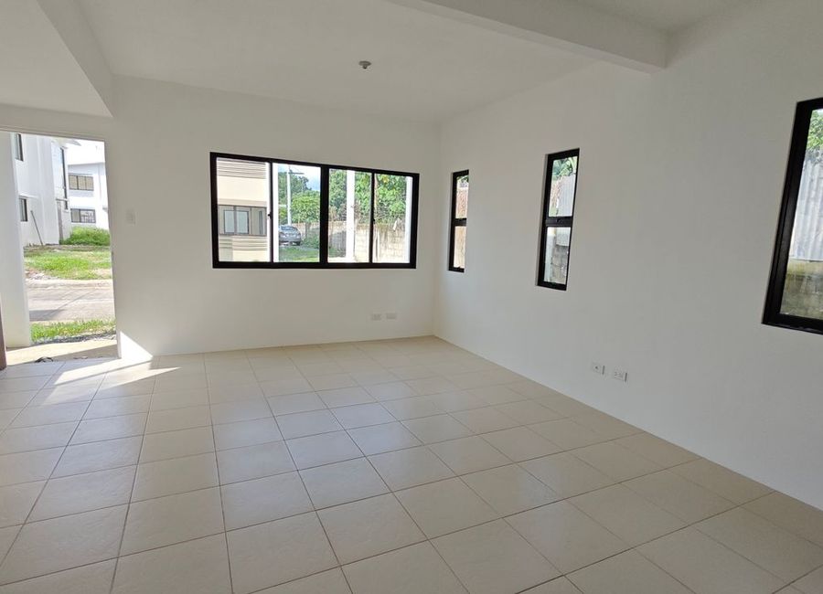 For Sale 2 Storey House & lot in Filinvest East Homes Subd San Isidro ...