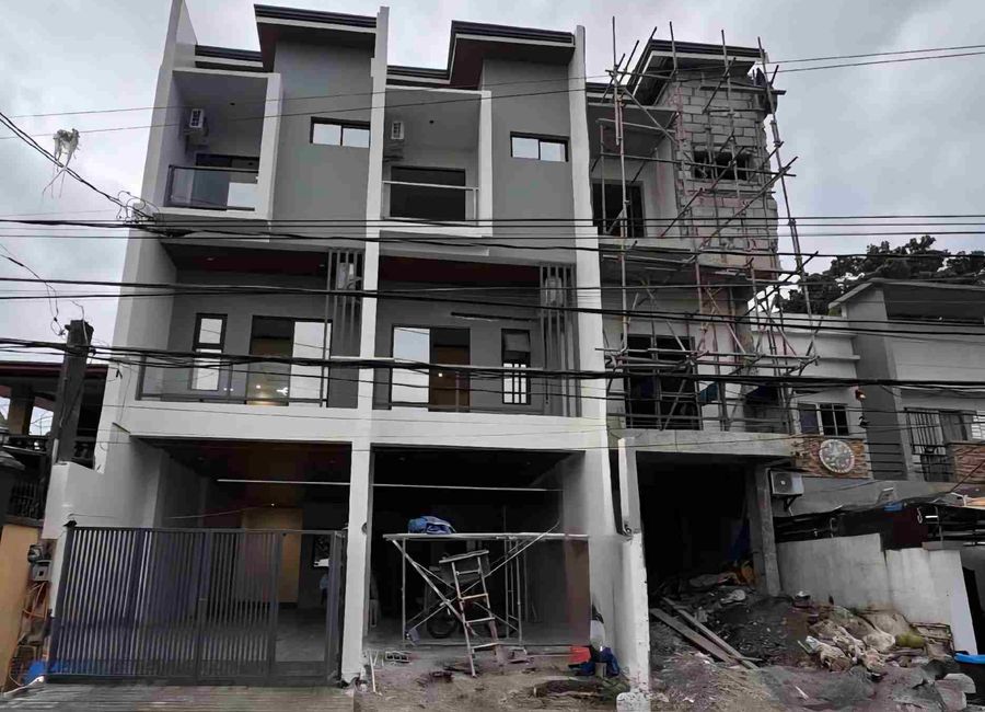 Triplex 3storey