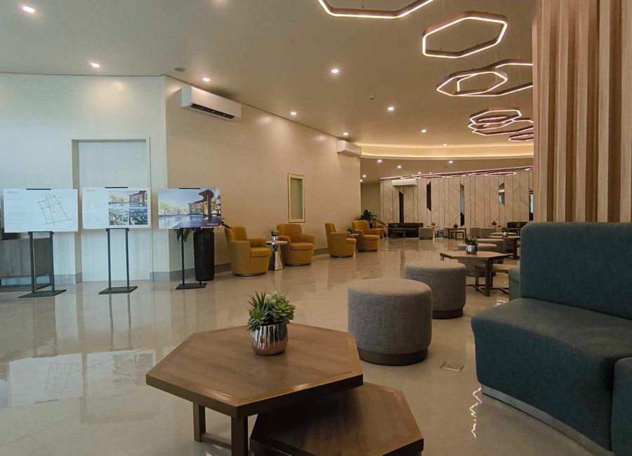 Condo for sale studio type in pasay area shell shore sea quantum residence