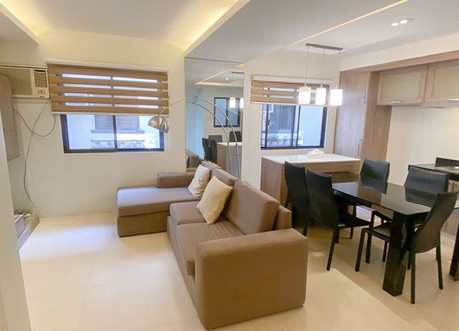 2BR TOWNHOUSE; ROBINSONS CIRCLE - PASIG CITY - FOR SALE