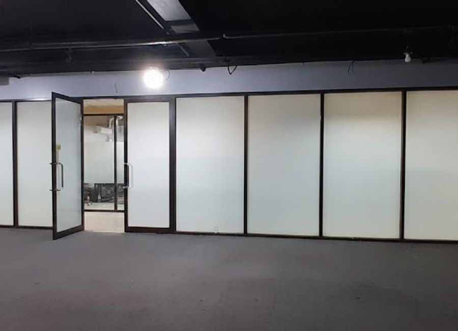 Office Space: Unit 204 Elements Building Quezon Avenue