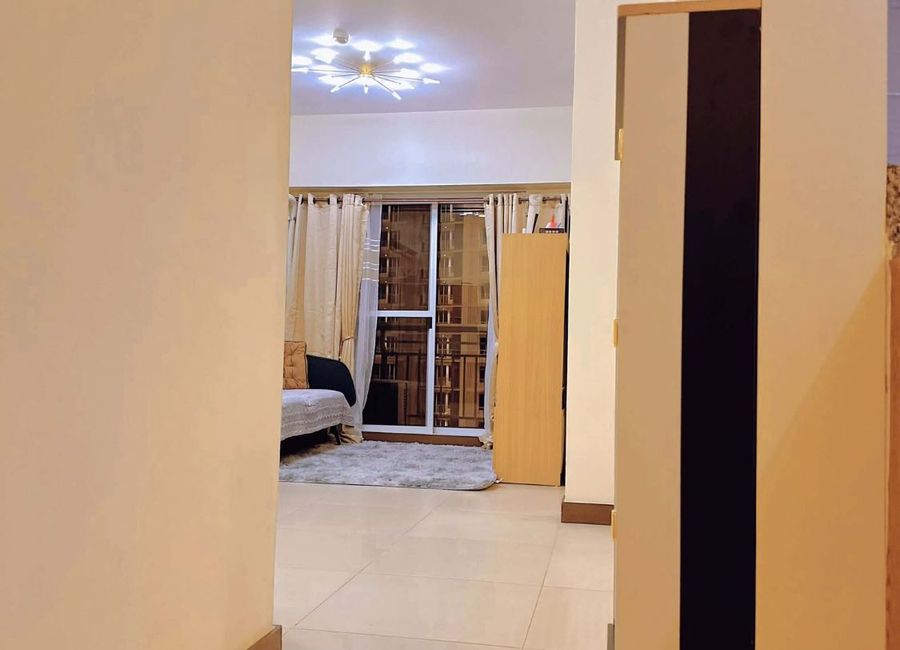 RUSH SALE 2BR with Balcony in Prisma Residences, Pasig