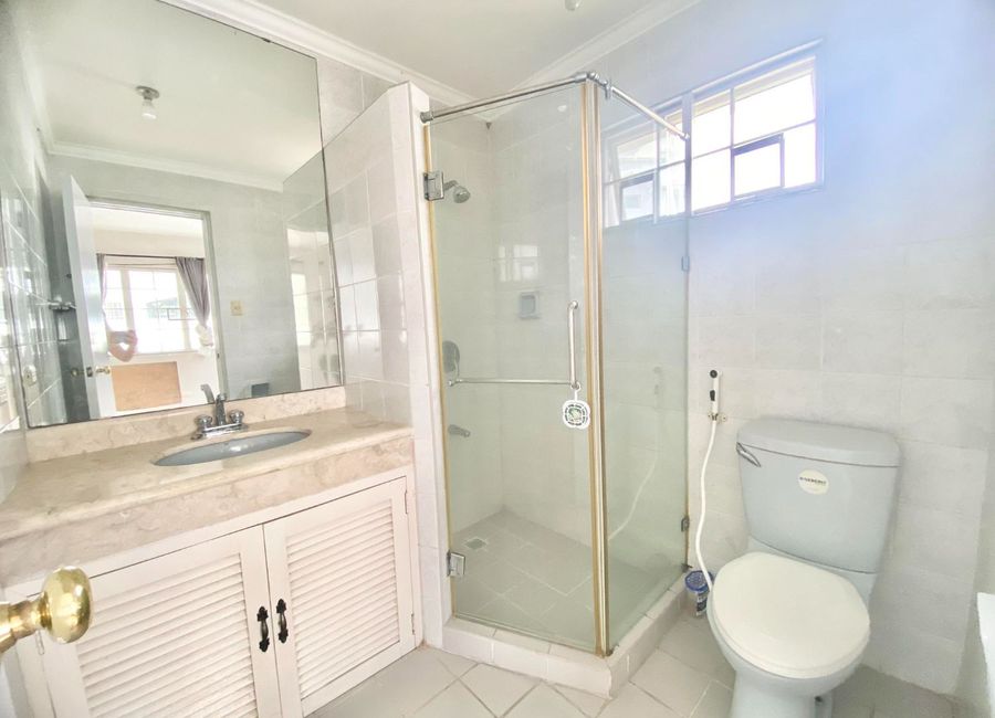 3-Storey Townhouse FOR LEASE in Cathedral Heights Subdivision Quezon ...