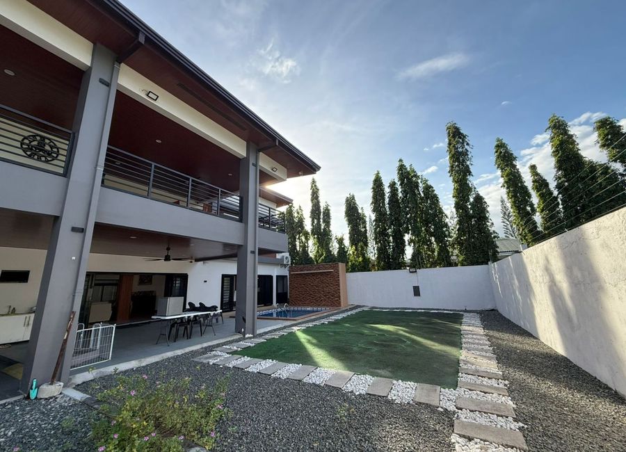 Diamond Park | House and Lot For Sale - #9558