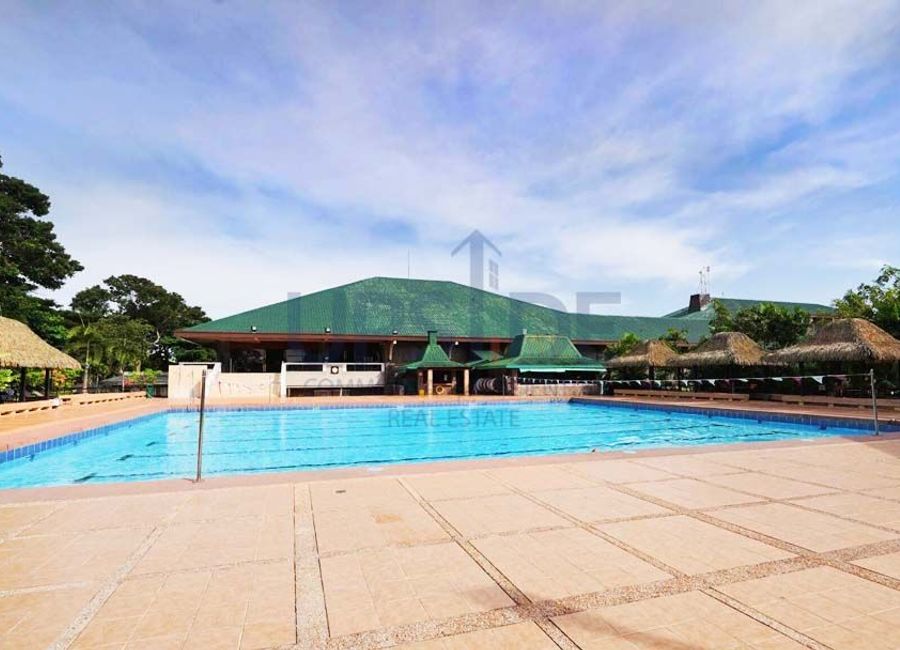 Ayala Alabang Lot with Old House for Sale near the Village Gate
